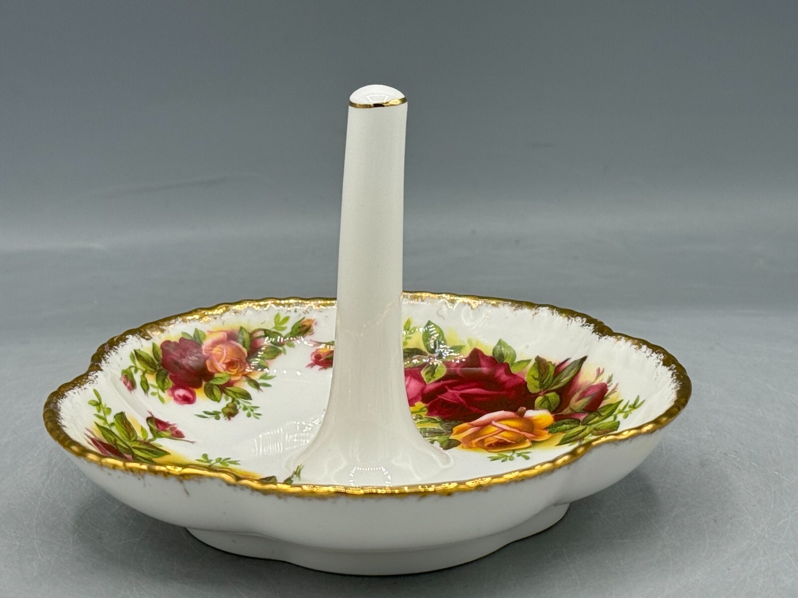 Royal albert Old Country Rose Ring holder (#773)