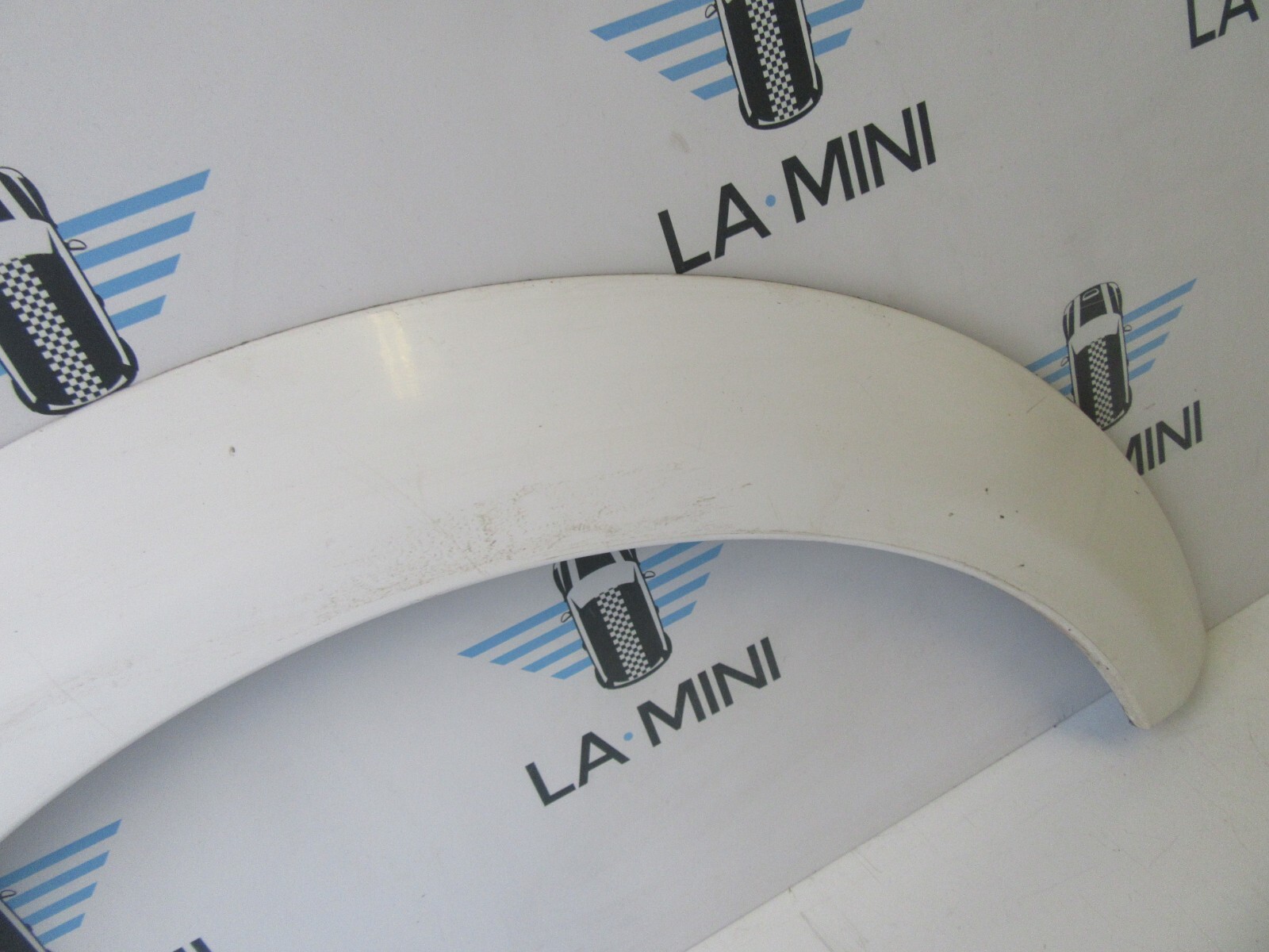 Genuine MINI Wheel Arch Trim Set/Kit (White) for R56 R57 & LCI ...