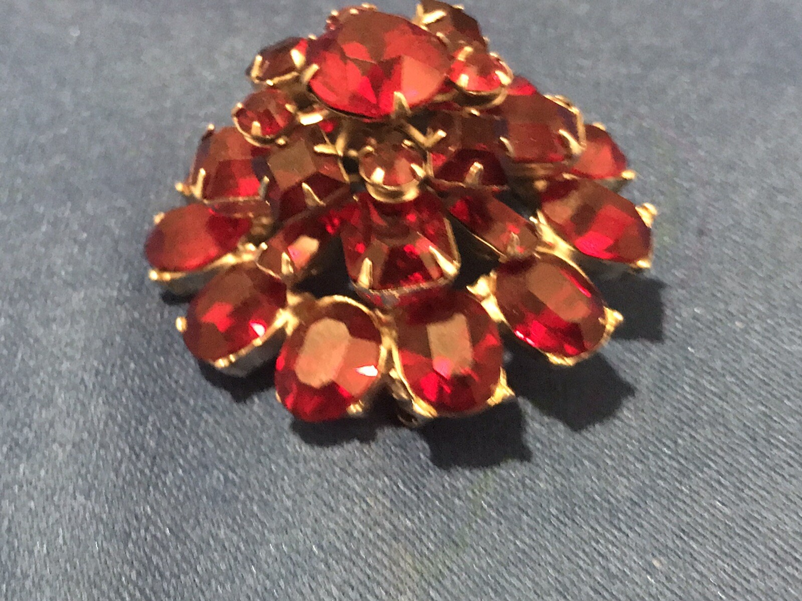 Antique Vintage Reinad Red Rhinestone Pin Brooch. - Gem