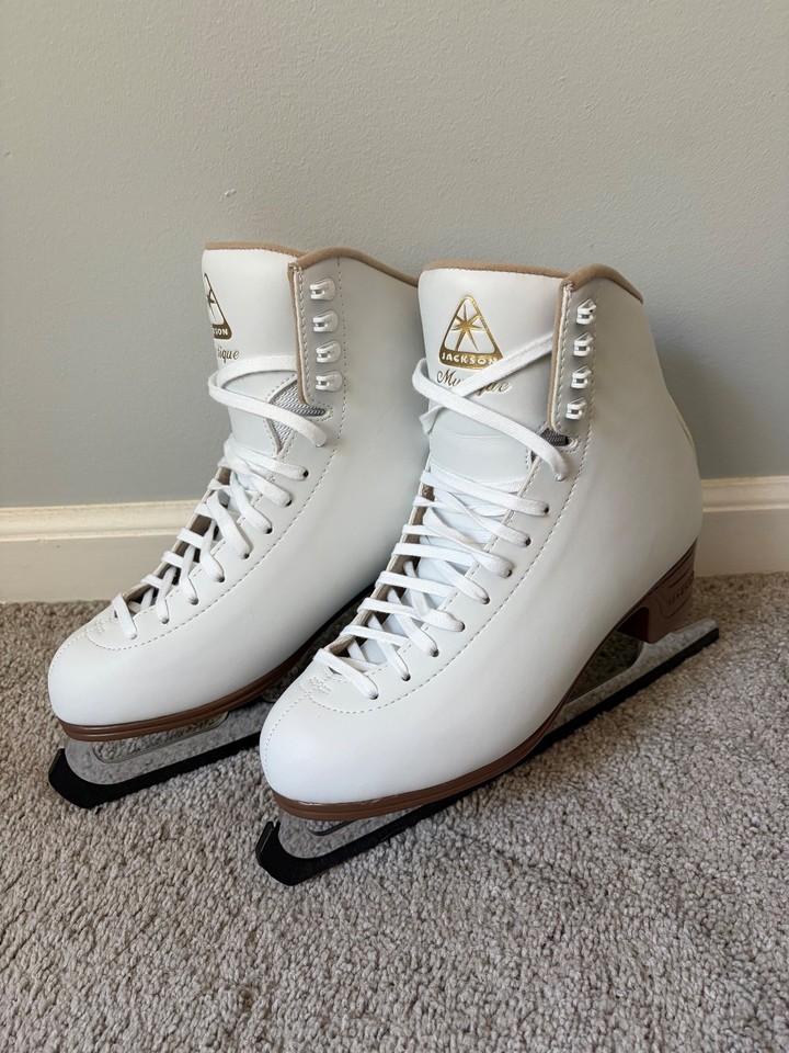 Jackson Ultima Mystique Women's Figure Ice Skates - White, Womens Size ...