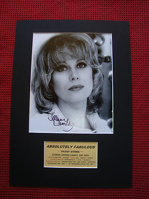 JOANNA LUMLEY *AB FAB* ABSOLUTELY FABULOUS* SIGNED A3 MOUNTED PHOTO ...