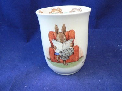 Royal Doulton BunnyKins Don Beaker READING THE TIMES BARBARA VERNON | eBay