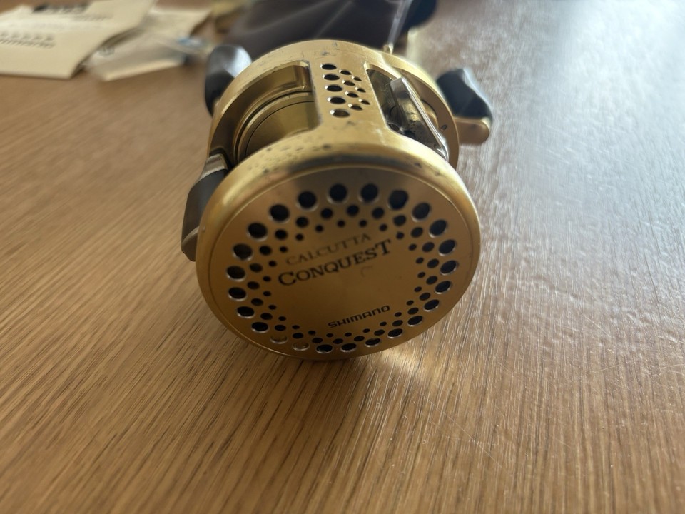 Shimano : Calcutta Conquest 201, Round Bait Reel, Left hand, High ...