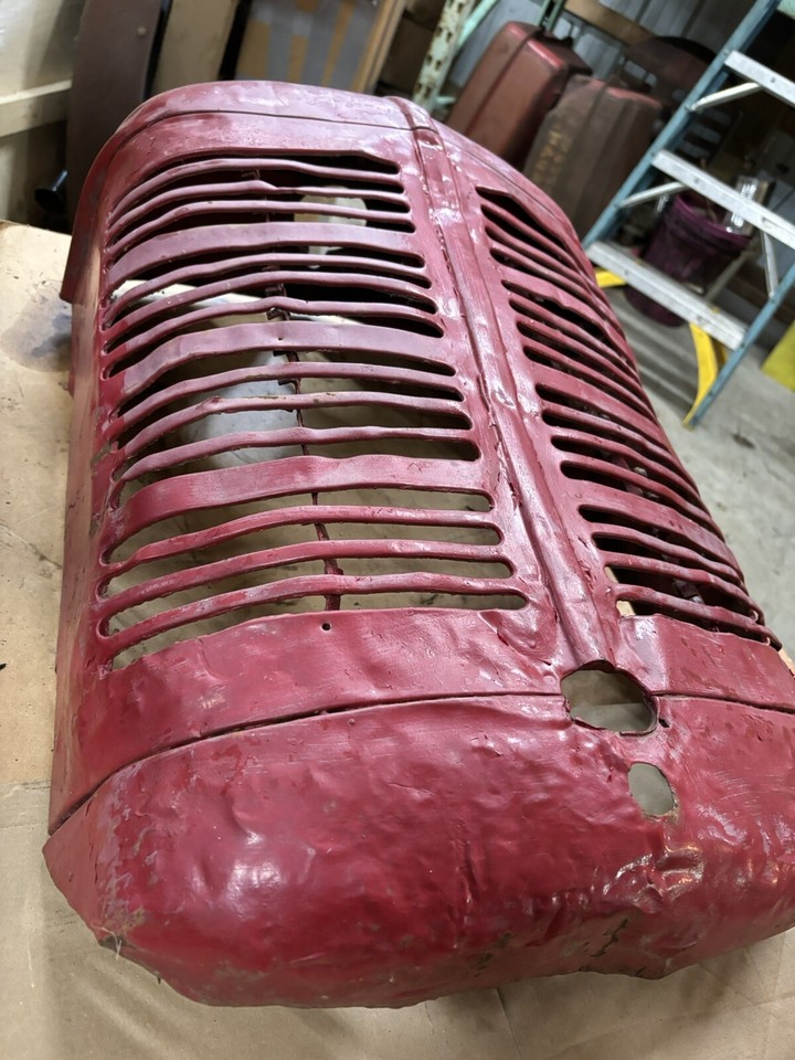 VINTAGE IH FARMALL INT SUPER C TRACTOR -GRILLE HOUSING ASSEMBLY-1953 | eBay