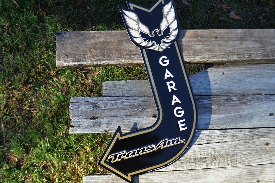Pontiac Trans Am Embossed Arrow Tin Sign - TransAm - Smokey and the ...