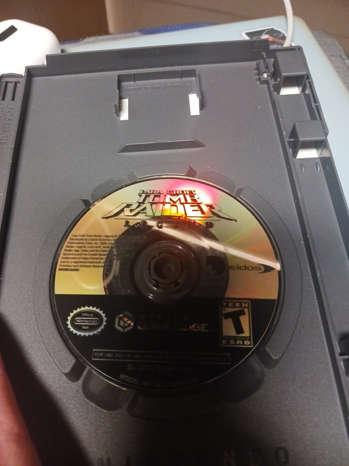 Lara Croft: Tomb Raider -- Legend (Nintendo GameCube, 2006 ...