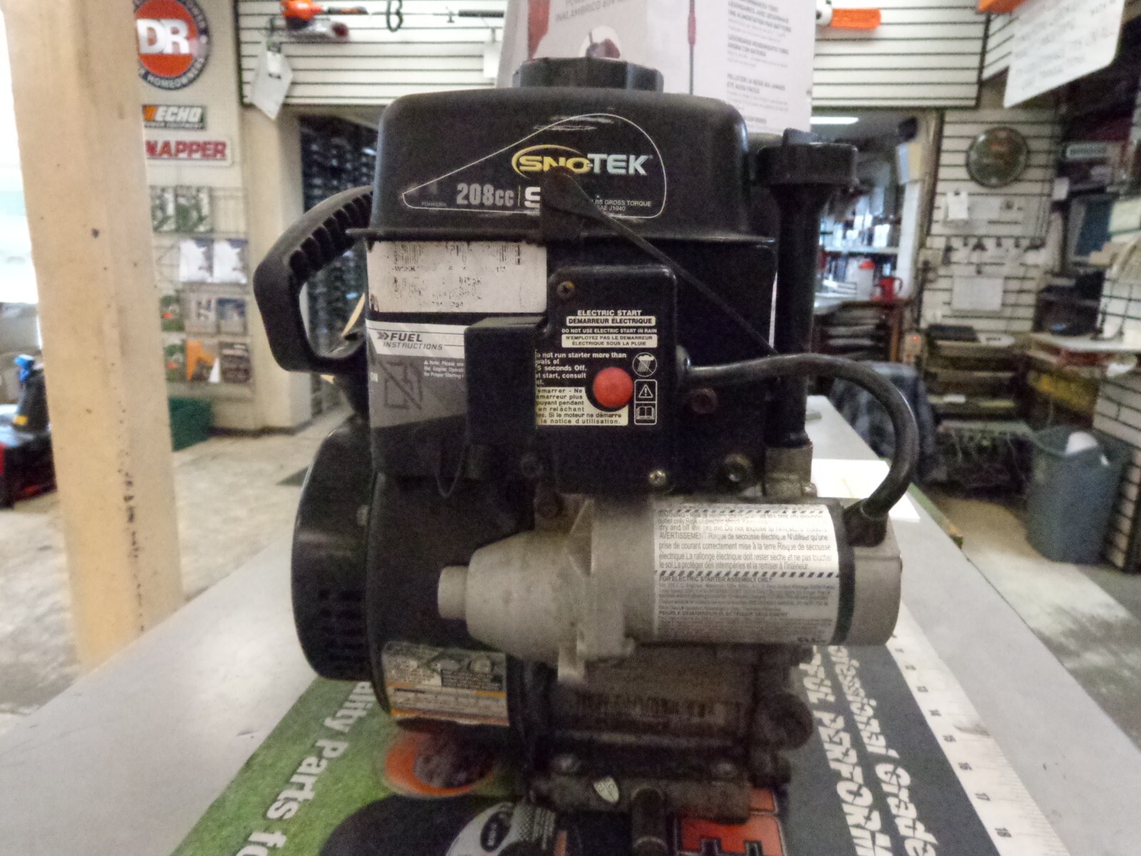 SNO-TEK /LCT 208cc-9.5 ft/lbs TORQUE HORIZONTAL SHAFT ENGINE USED ...