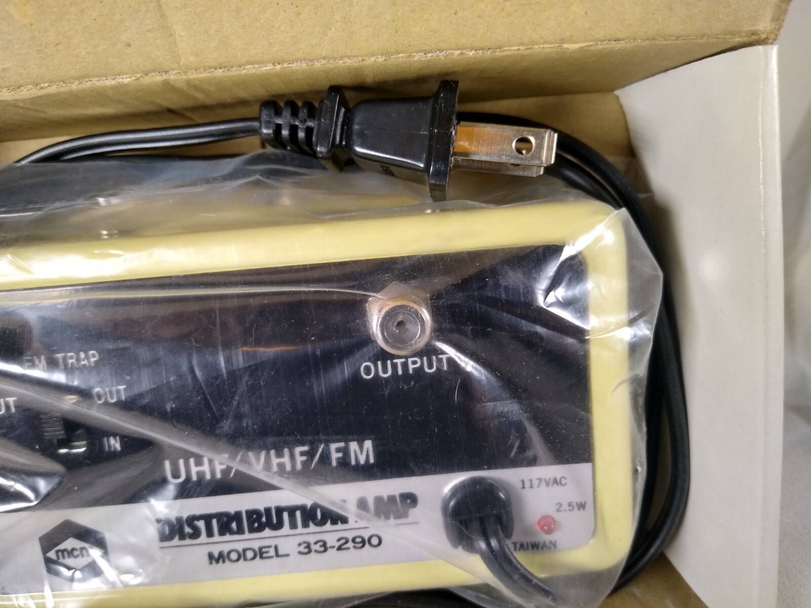 MCM UHF/VHF/FM Distribution Amp, 75ohm Coaxial 33-290 | eBay