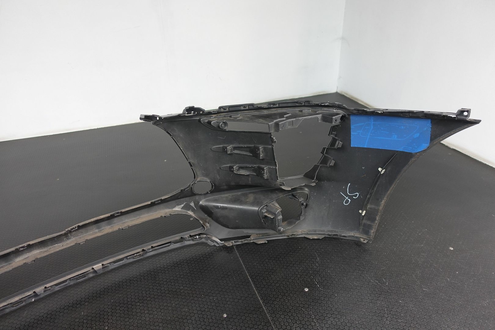 Genuine+Porsche+Macan+Front+Bumper+2015+Part+No+95B807221A for sale ...