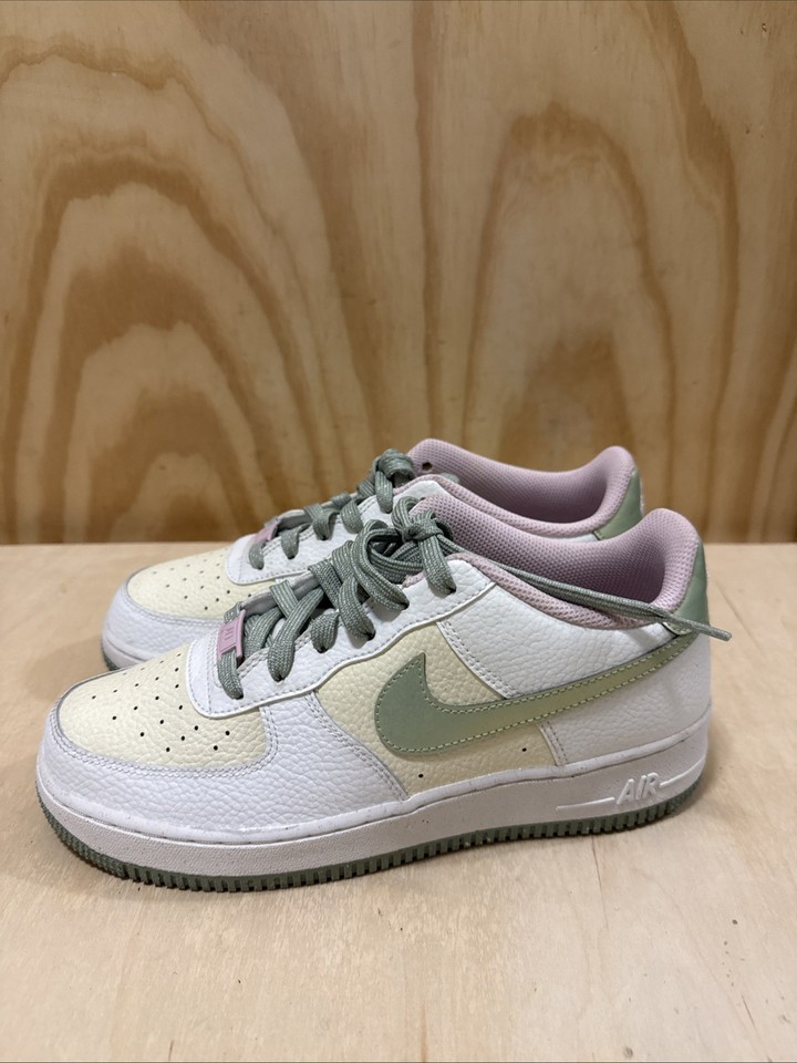 Level SS/Nike Air Force 1 LV8 White Green DQ0360-100 Women’s 9.5 | eBay UK