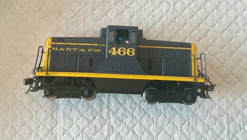 GE 44 T0n Santa Fe. New HO Scale | eBay
