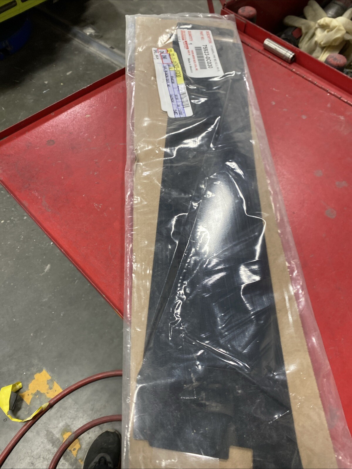 Genuine Toyota Black Out Tape 75923-0C030 RH REAR DOOR | eBay