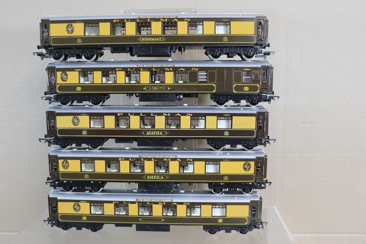 HORNBY R223 R233 RAKE of 5 BR PULLMAN AGATHA SHEILA 78 CARINA ROSEMARY ...