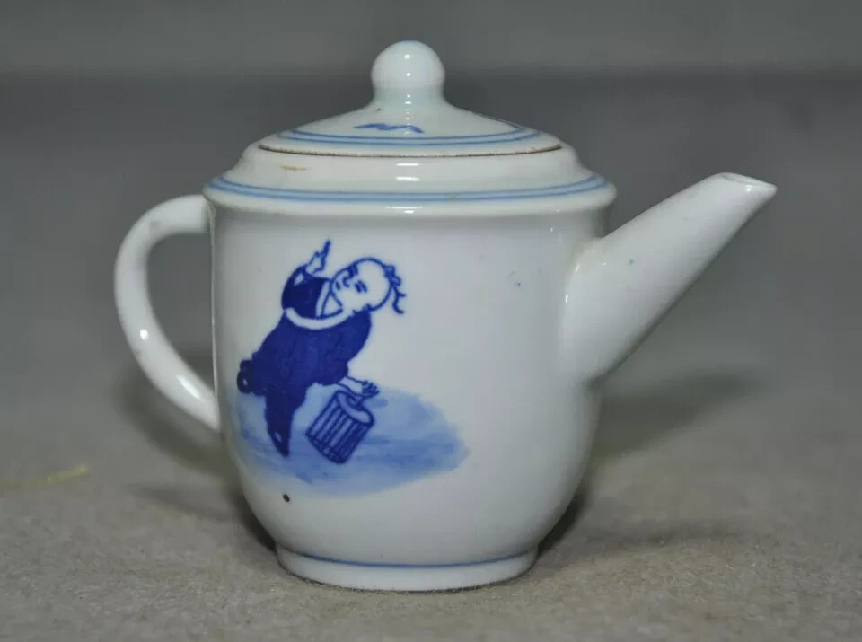 Ancient China Blue&white porcelain Carved people Wine Tea Pot Flagon ...