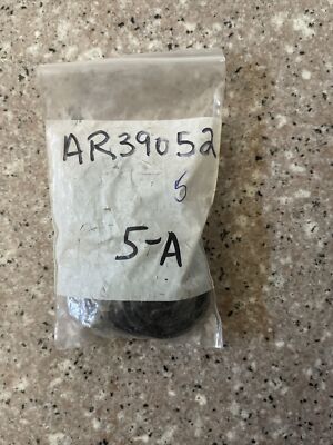 AR39052 Tractor Pump Hydraulic Shaft Seal John Deere Pack of 5 1020 ...