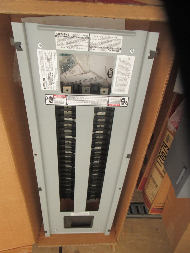 Siemens P1 Panelboard 250A Main Lug 120/208 Volt 3PH4W 42 Ckt -E97-NEW ...