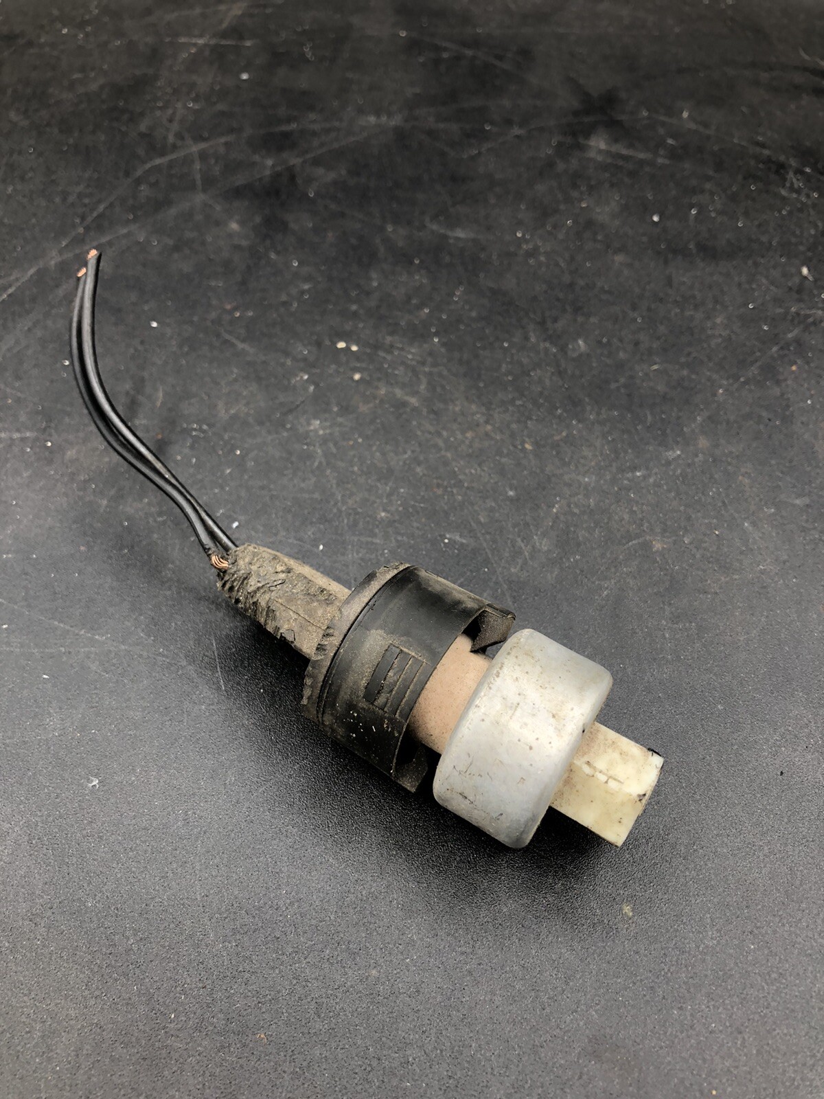 1984-1992 Corvette C4 Air Compressor Cycling Switch GM 10007057 for ...