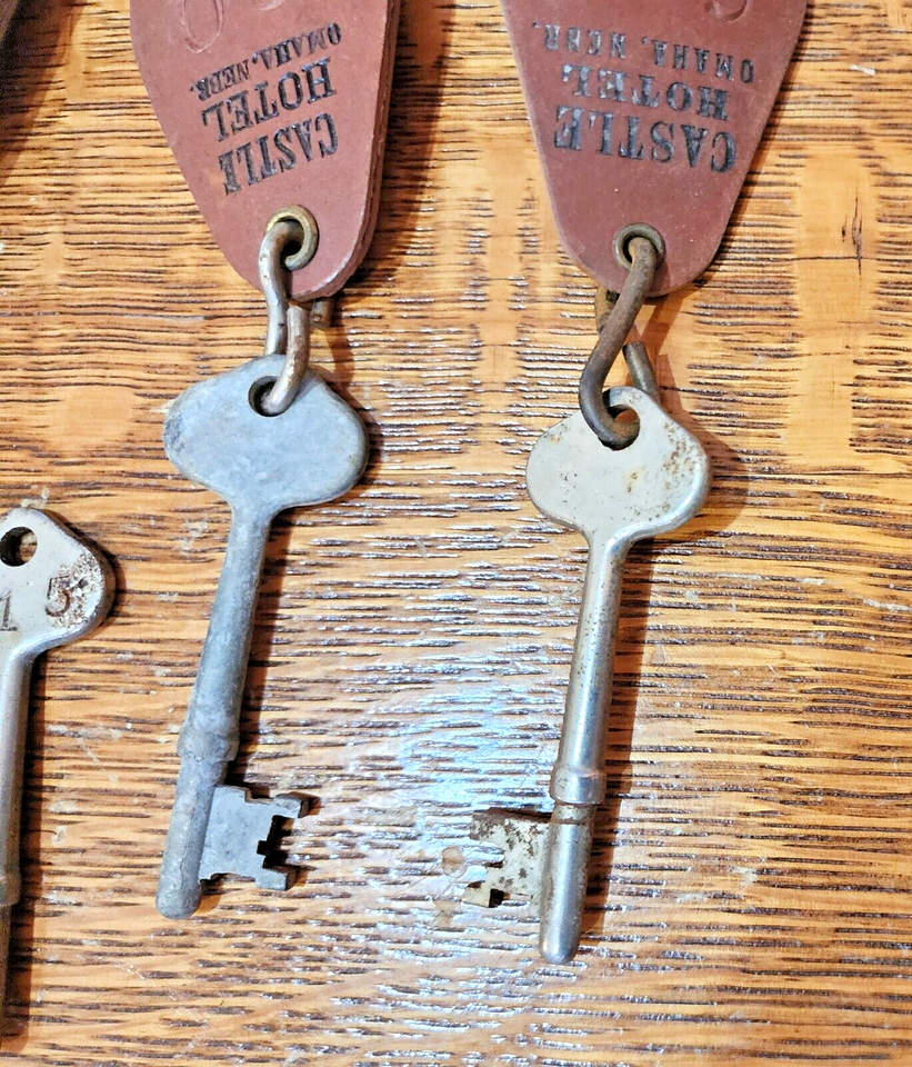 Lot Antique Castle Hotel Omaha Nebraska NE Leather Tags Skeleton Keys ...
