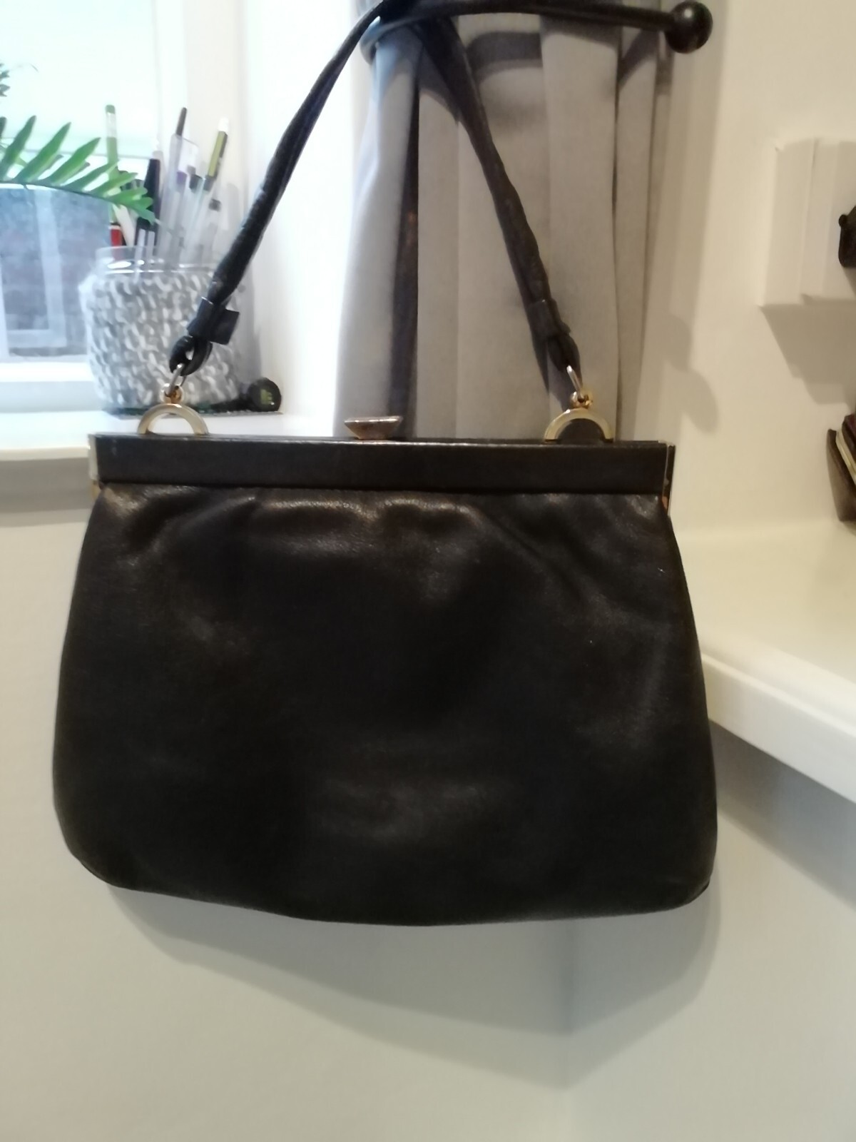 Vintage Ladies Gold Pfeil Modell Black Handbag / Vint… - Gem