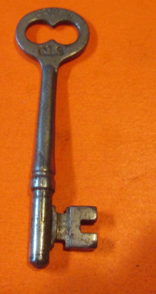 VINTAGE CORBIN SKELETON KEY NUMBER Q13 RARE DOOR KEY MORE KEYS HERE ...