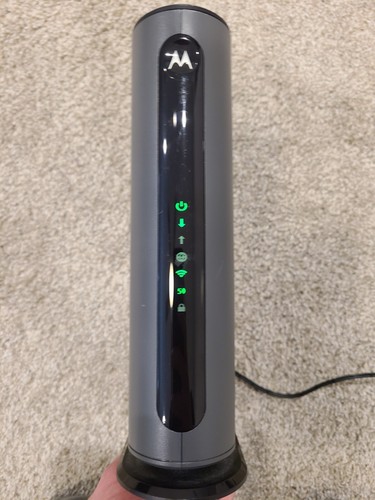 Motorola MG7550 16x4 DOCSIS 3.0 Cable Modem Plus AC1900 Dual Band ...