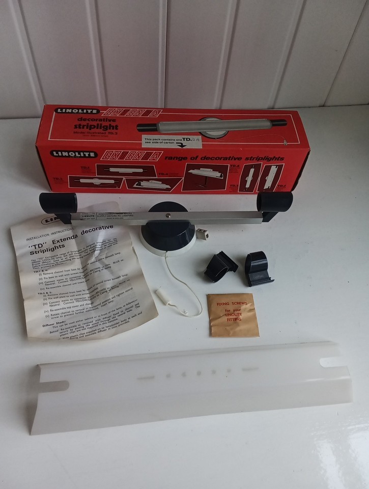 Vintage Linolite Limited Extenda Decorative Striplight Model ...