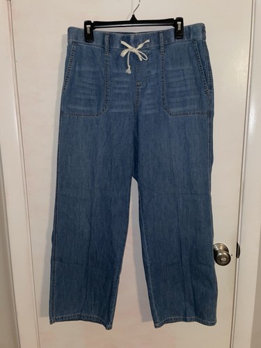 TORRID Feel The Fit Pull on Blue Denim Color Wide Leg Pants 00R US SIZE ...