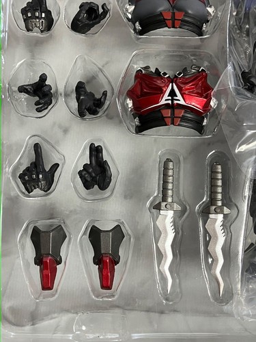 Kaiyodo Revoltech Amazing Yamaguchi Batman Arkham Knight Red Hood ...