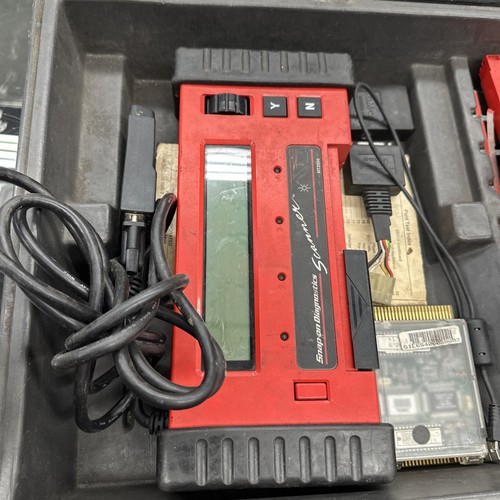 Snap On MT2500 Automotive Diagnostic Scanner Bundle With Case & Extras ...
