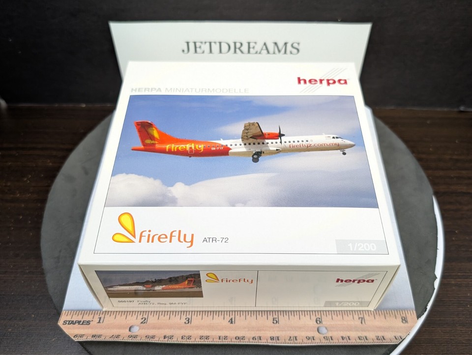 1/200 FIREFLY AIRLINES AEROSPATIALE ATR-72-212A 2010'S COLORS 9M-FYF ...