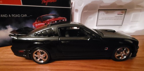 ROUSH PERFORMANCE 2005 FORD MUSTANG RED 1/18 DIECAST SIGNED BY JACK ...
