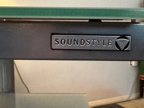 Soundstyle 5-Shelf HiFi Stereo Rack Stand with Glass Shelves In Silver ...