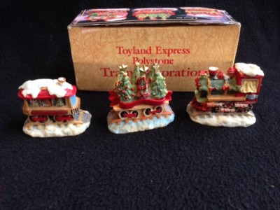 VINTAGE TOYLAND EXPRESS POLYSTONE CHRISTMAS 3PC TRAIN FIGURINES GIFT CO ...