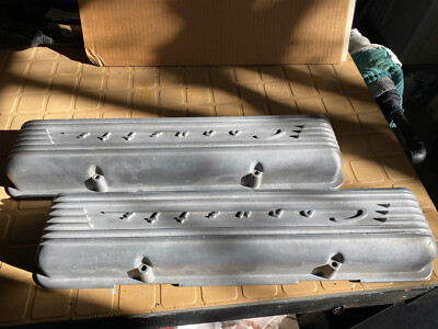 Corvette valve covers 1955-1959 staggered holes #3726086 No flaws | eBay