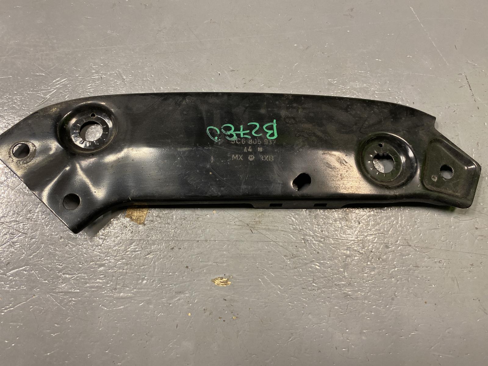 VOLKSWAGEN JETTA Radiator Support Bracket 5C6 805 932 | eBay