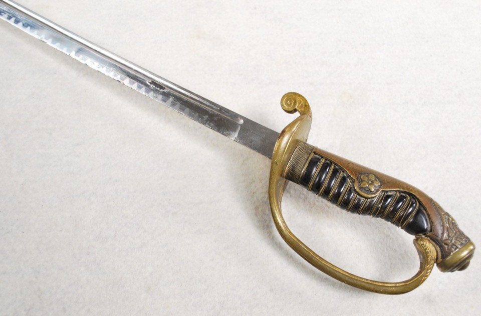 WWII Japanese Army Officer’s Dress Sword, Company grade Kyū-Guntō Saber ...