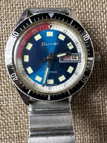DUVAL 17 Jewles Manual DIVERS DAY DATE STAINLESS SCREW BACK Vintage ...