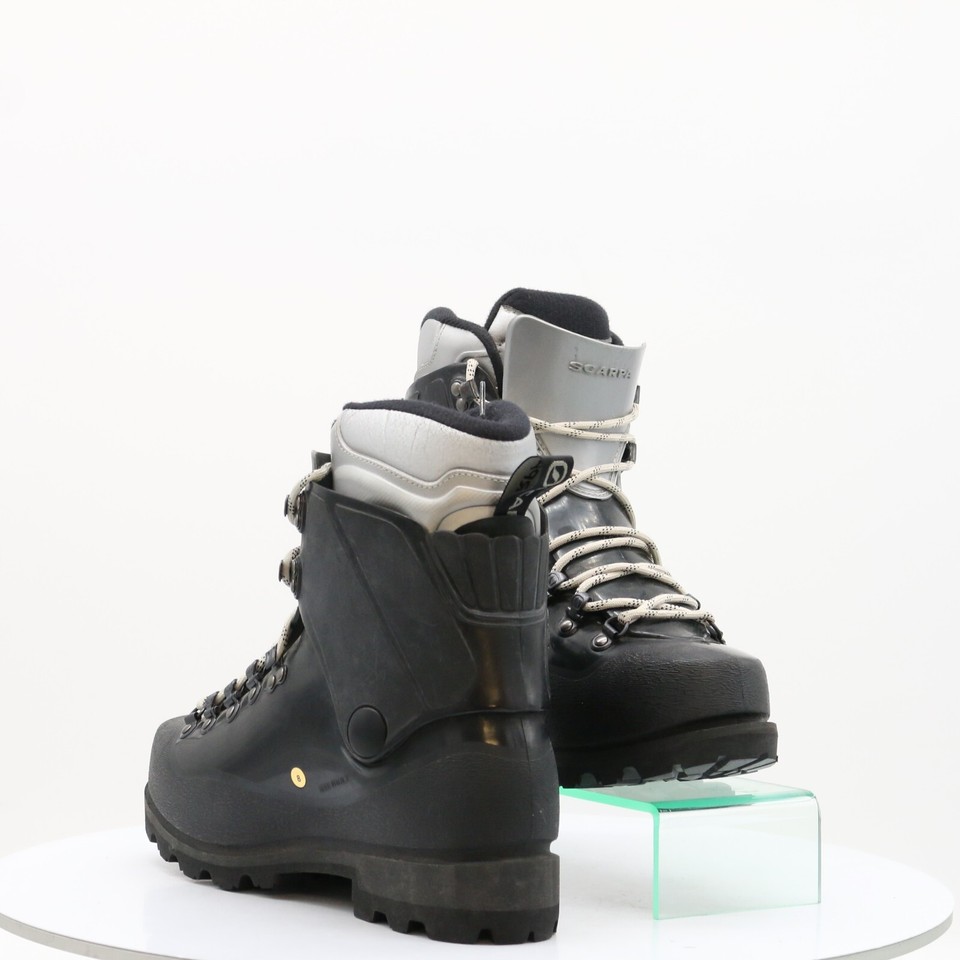 SCARPA INVERNO MENS BOOTS TWO DIFFERENT SIZES L-UK 6 R-UK 7 BLACK RRP £ ...