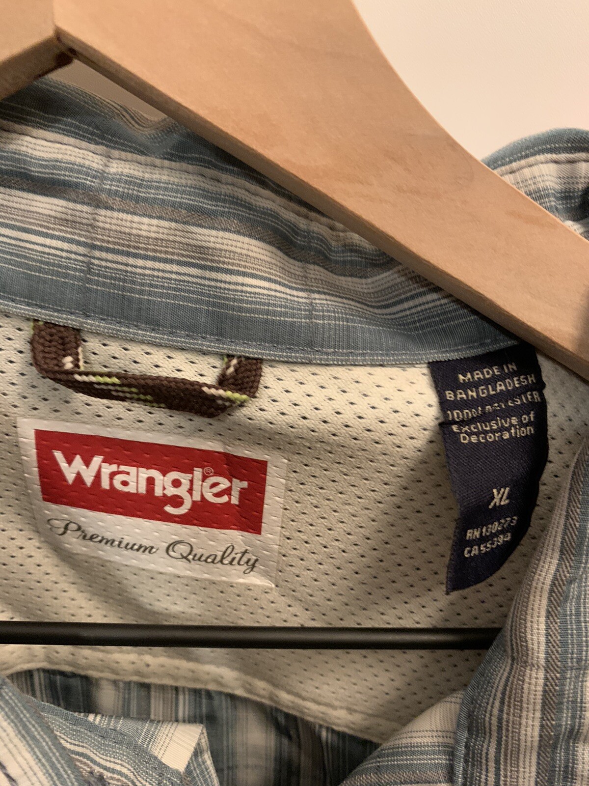 Wrangler Mens XL Button Up Bundle T Shirts Plaid/Gray Collared | eBay