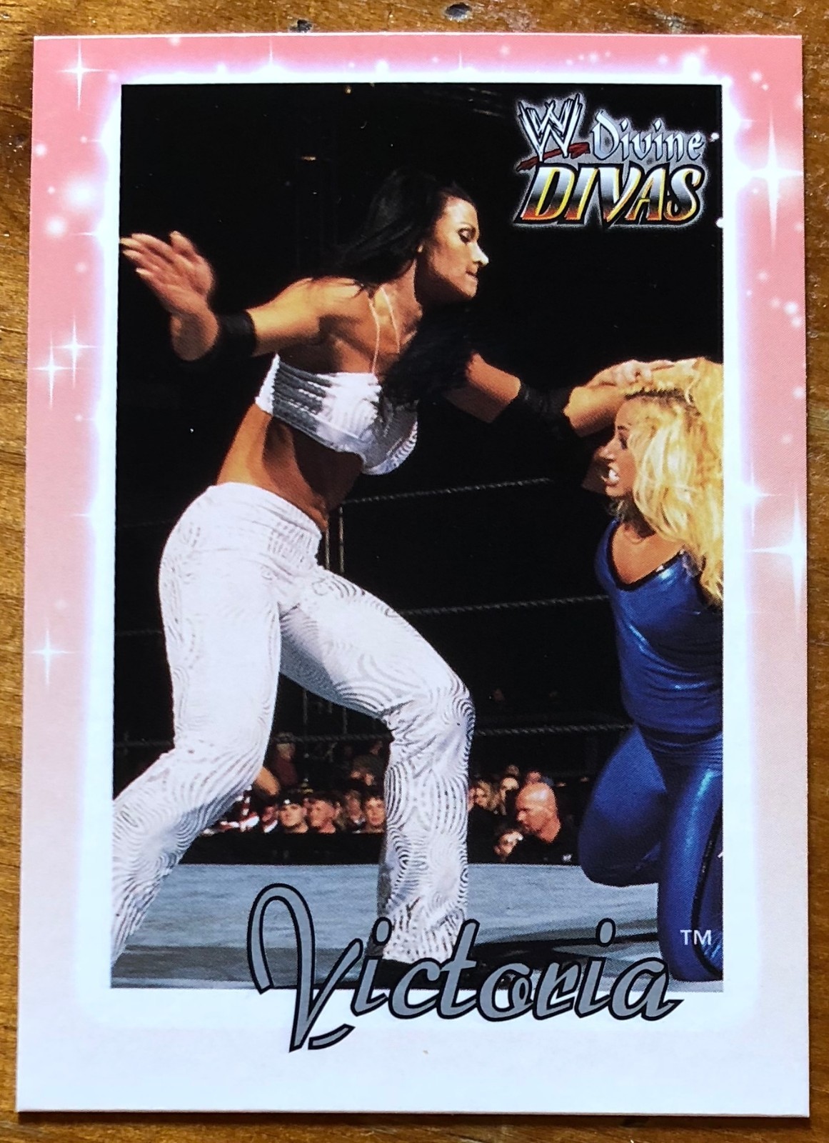 VICTORIA, WWE "DIVINE DIVAS", 2003 FLEER CARD, HOT !!! EXCELLENT ...