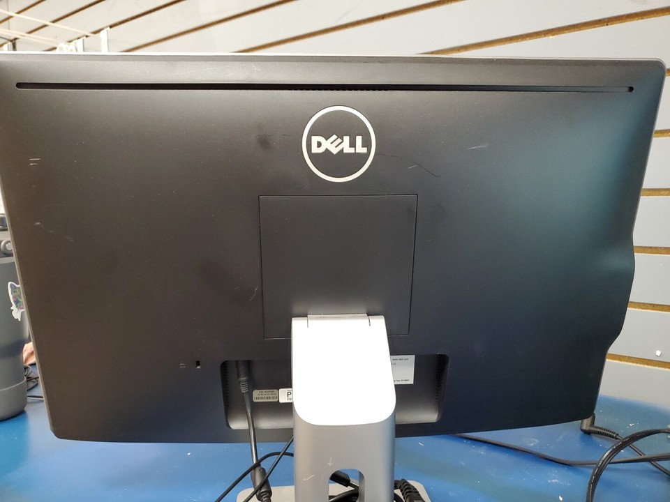 DELL W11B WYSE 5212 1.4GHZ 2GB RAM 8GB FLASH AIO ALL IN ONE 21.5" LCD ...