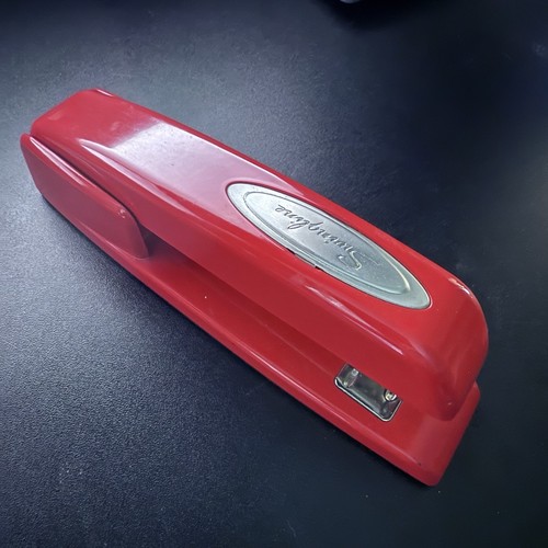 Swingline 747 Full Strip Desk Stapler 25 sheet Red Office Space Milton ...