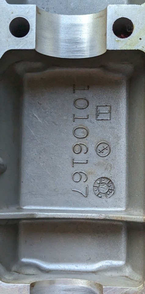 1990 C4 Corvette Ported LT5 ZR-1 Cylinder Head Pair | 10106178 10106179 ...