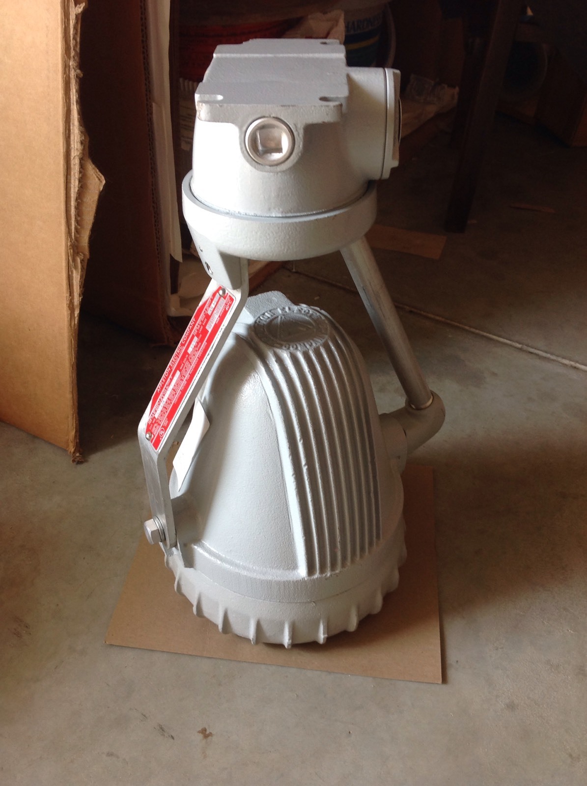 Appleton Electric Co. G-EFJB-30 Fixture For Hazardous Locations (broken ...