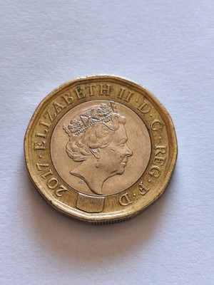 Rare coin one pound 2017 Queen Elizabeth II. UK | eBay