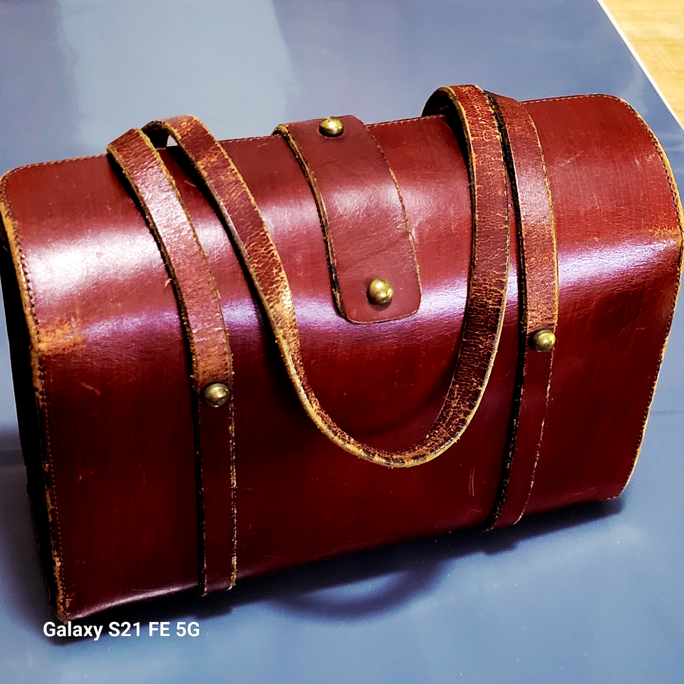 Vintage Etienne Aigner "Antic Red" Leather Turnlock Satchel | eBay