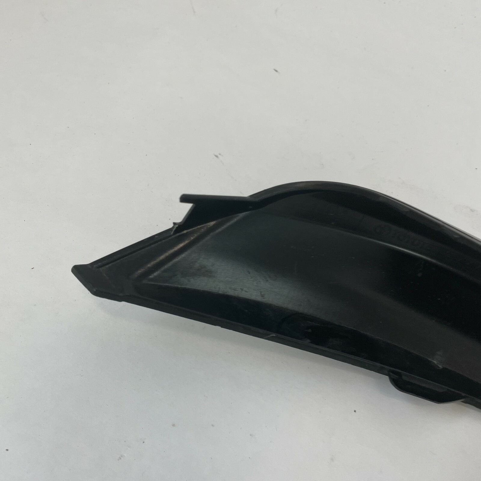 2018 - 2020 Toyota Camry SE XSE Front Left Bumper Lower Molding 53124 ...