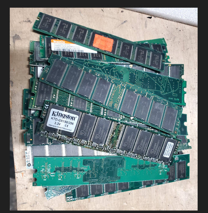 Lot 1LB Memory modules Mixed no Gold Fingers for Scrap , Just Memory ...