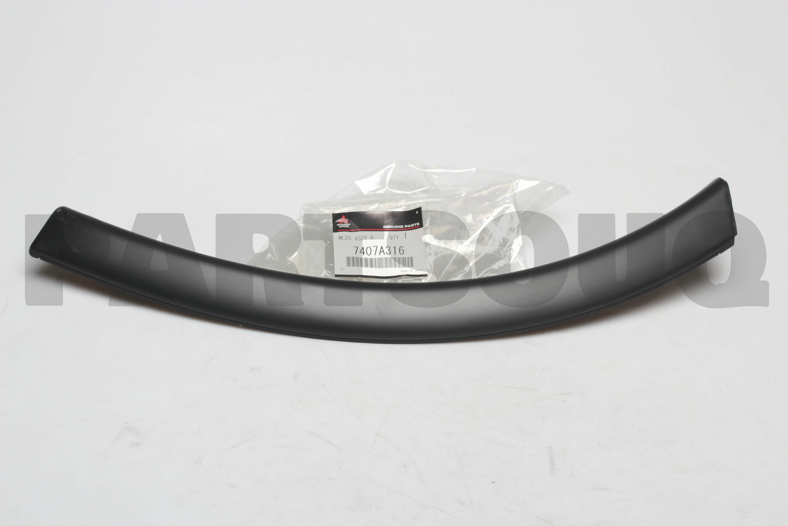 7407A316 Genuine Mitsubishi MOULDING,FR BUMPER,R | eBay