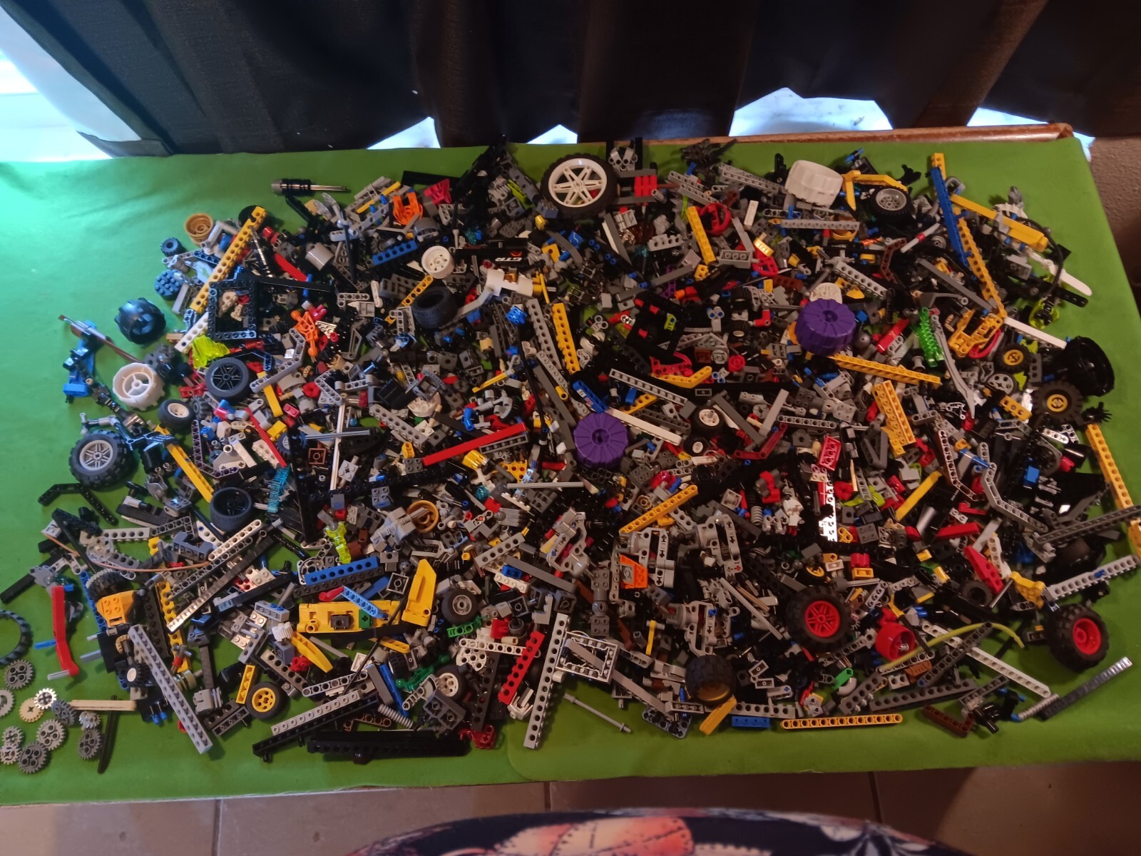 Lego Technic 8 POUND Bulk Lot Parts Pieces Beams Lift Arms parts ...
